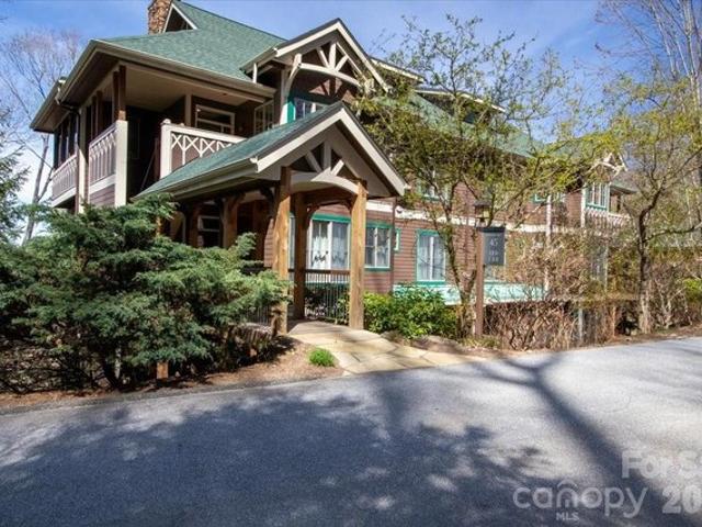 45 Creekside Way Unit 301, Burnsville, NC 28714