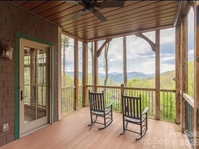 45 Creekside Way Units I & 102, Burnsville, NC 28714