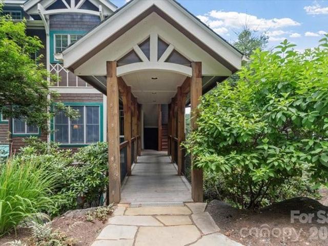 45 Creekside Way Units I & 202, Burnsville, NC 28714