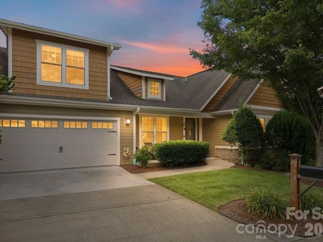 45 Creekside View Dr, Asheville, NC 28804
