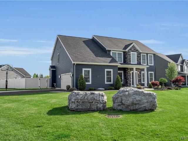 45 Deepwood Place