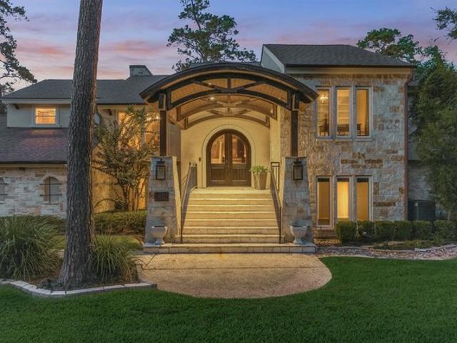 45 Doe Run Dr, The Woodlands, TX 77380