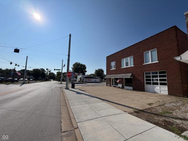 45 E Main Street