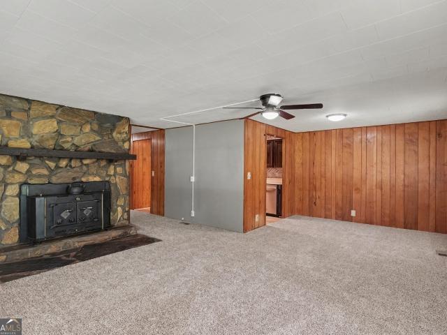 45 E James Circle