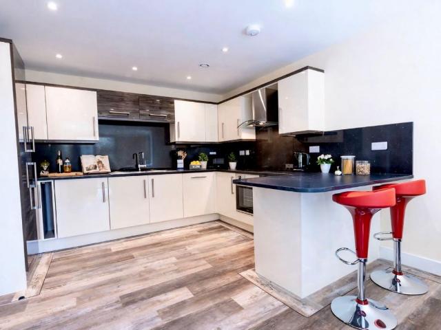 45 Ecco, 2 bedroom, Apartment
