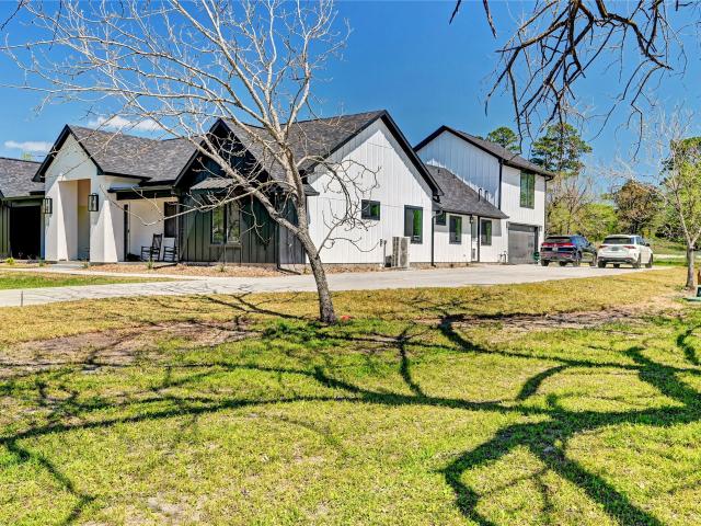 45 Echo Ln, Huntsville, TX 77320 | MLS #12201 | Compass