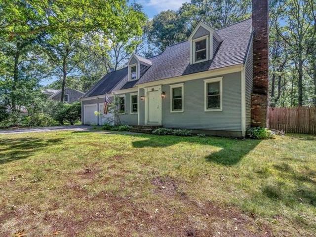 45 Easterly Dr, Sandwich, MA 02537