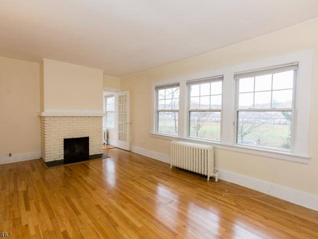 45 Essex Ave