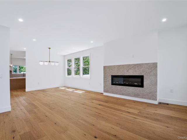 45 Glade Lane