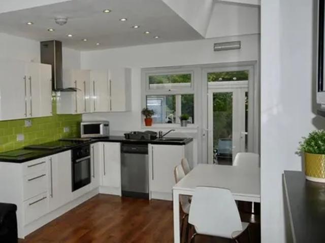 45 Gleave Road, Metchley, B29 6JW, United Kingdom | 5 bed house for rent #136499909 | Rentberry