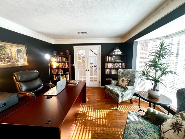 45 Greenleaf Lane
