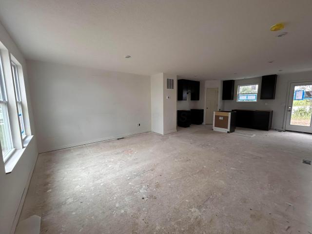 45 Hemingway Avenue
