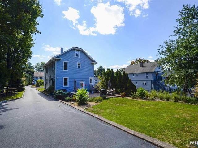 45 Hill Street, Midland Park, US, NJ