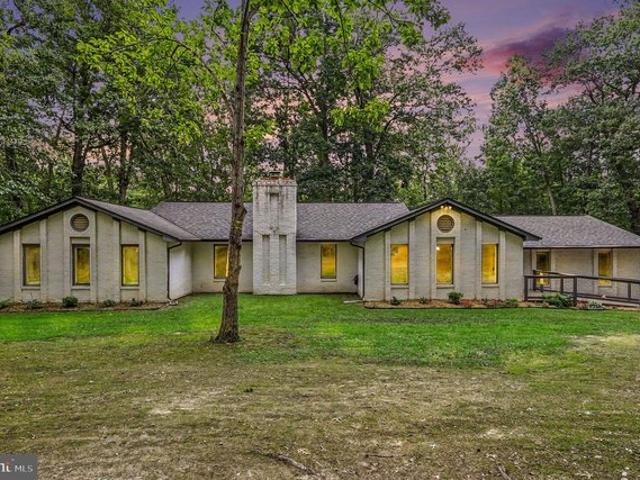 45 Juniper Ln, Fredericksburg, VA 22405