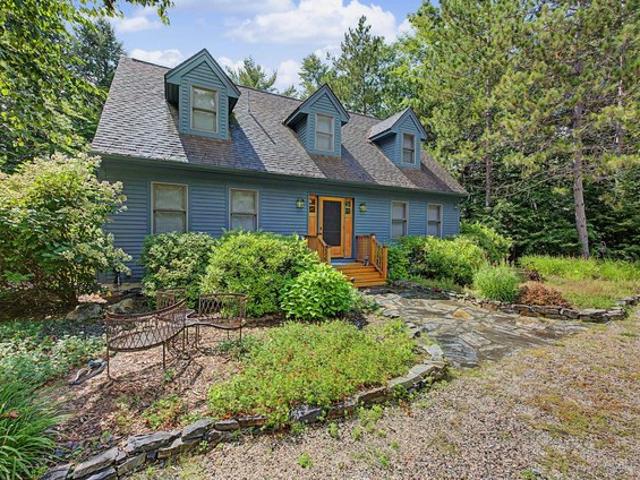 45 Knowles Point Rd, Bridgton, ME 04009