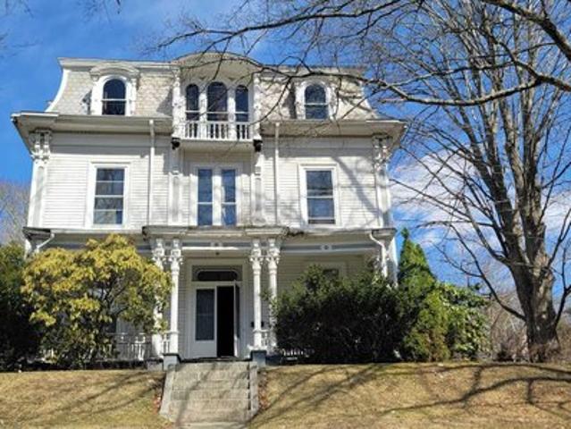 45 McKinley Ave, Norwich, CT 06360