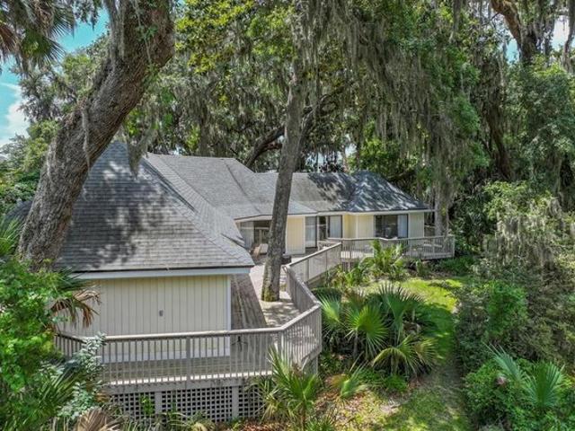 45 Marsh Creek Rd, Fernandina Beach, FL 32034