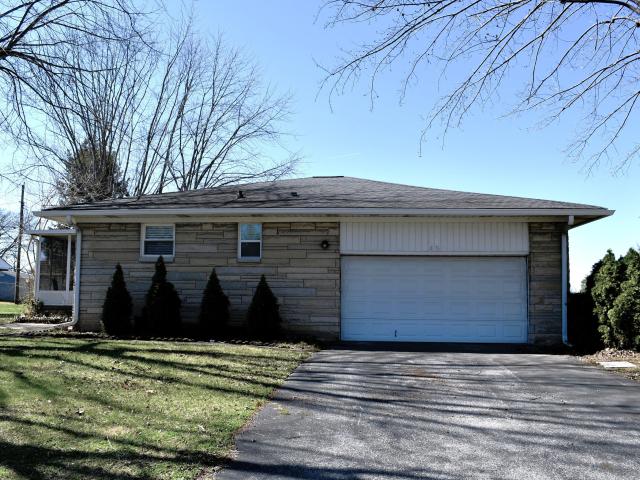 45 Meadow Vue Ct N Drive