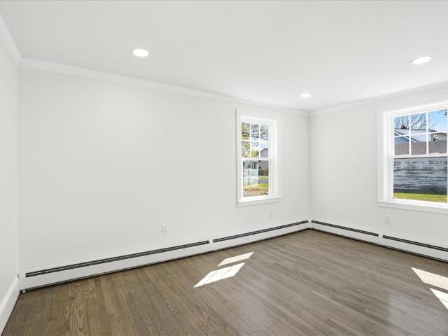 45 Metropolitan Park Dr, East Providence, RI 02915 | MLS #1418