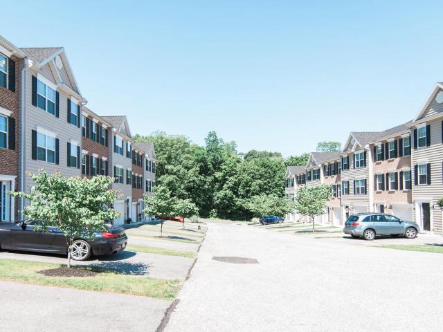 45 Mustang Dr, Hanover, PA 17331 | MLS #PAYK2100 | Compass