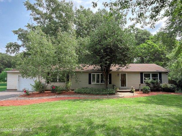 45 N Hope Chapel Rd, Jackson, NJ 08527