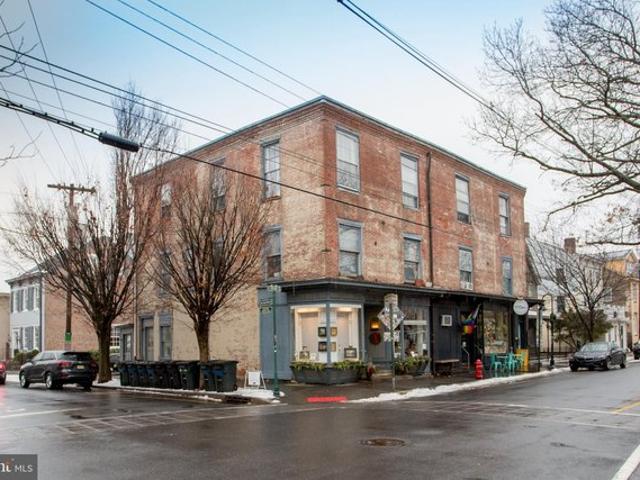 45 N Union St, Lambertville, NJ 08530