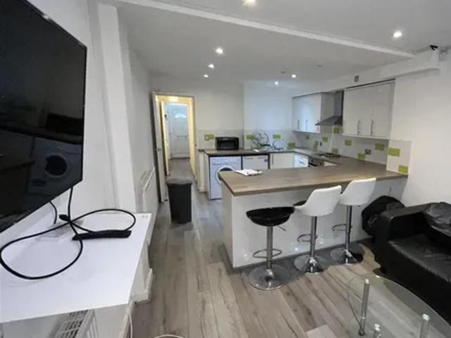 45 North Road, Metchley, B29 6AN, United Kingdom | 6 bed townhouse for rent #85169432 | Rentberry