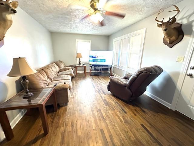 45 Oak St, Savannah, TN 38372 | Compass