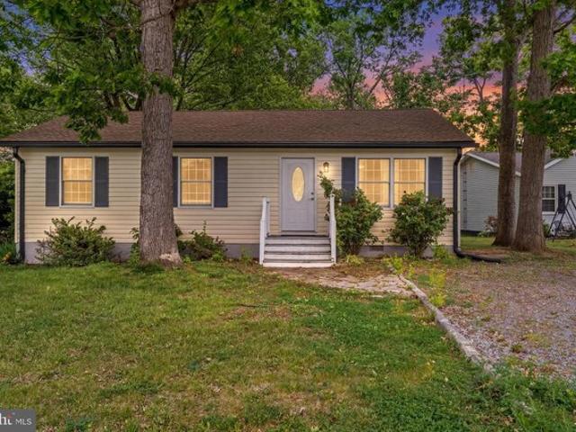 45 Ohio Ct, Inwood, WV 25428