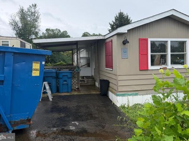 45 Park Ln, Holtwood, PA 17532