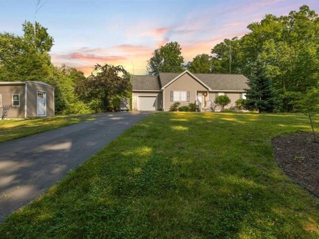 45 Phillips Rd, Sandown, NH 03873