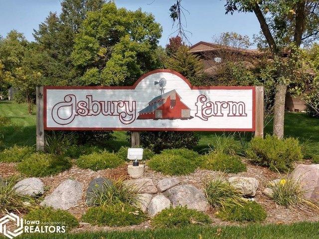 45 Ridge Rd NE, Mason City, IA 50401
