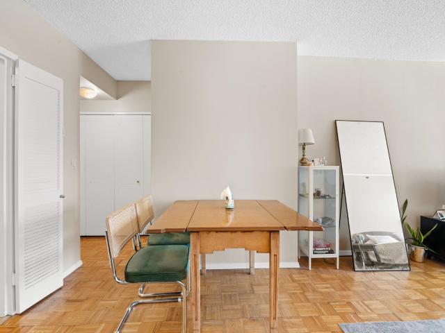 45 River Dr South # 808