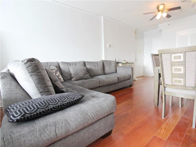 45 River Dr South # 3208