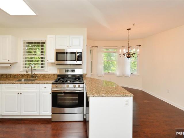 45 Royal Avenue # 49