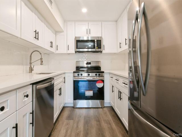 45 S Greeley Avenue 3