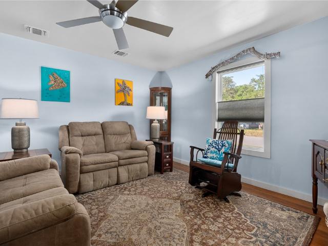45 Sandra Dr