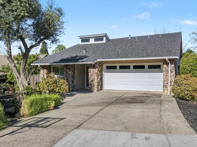 45 Saint Germain Ct, Pleasant Hill, CA 94523