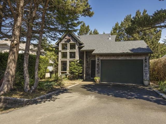45 Sijota St, Gleneden Beach, OR 97388