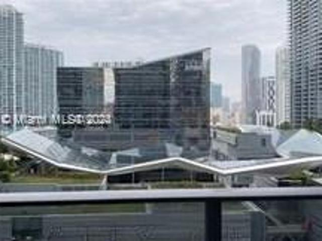 45 SW 9th St #1409, Miami, FL 33130