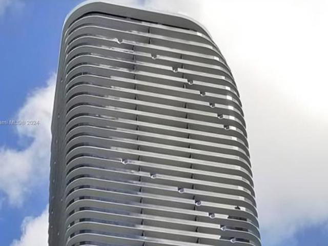 45 SW 9th St #2203, Miami, FL 33130