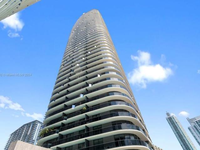 45 SW 9th St #3306, Miami, FL 33130