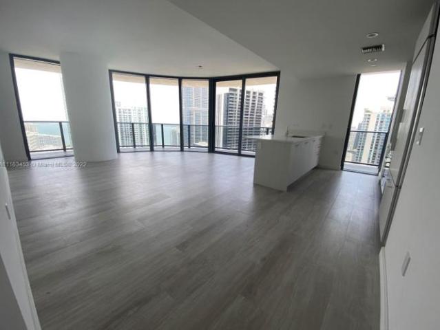 45 SW 9th St #3703 Miami, FL 33130