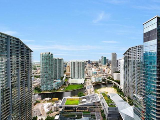 45 SW 9th St #4209, Miami, FL 33130