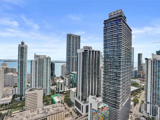 45 SW 9th St, Unit 4004, Miami, FL 33130 | MLS #A11982 | Compass