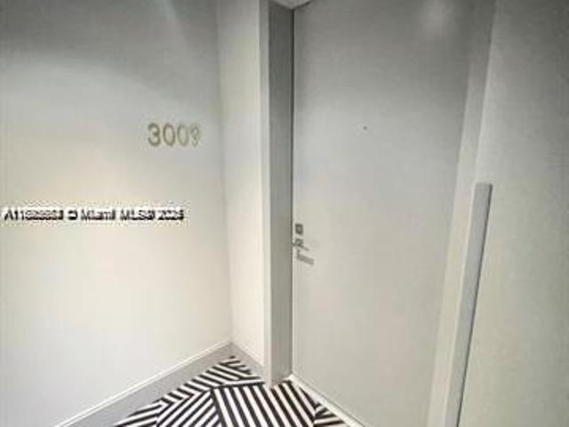 45 SW 9th St, Unit 3009, Miami, FL 33130 | MLS #A11895