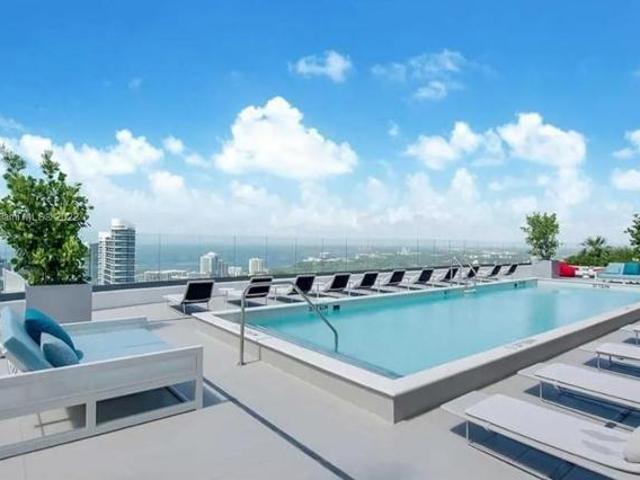 45 SW 9th Strret #3506 Miami, FL 33130