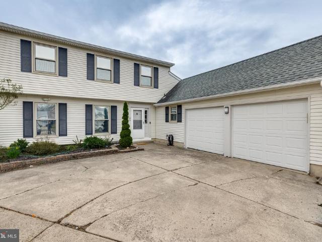 45 Stratford Lane