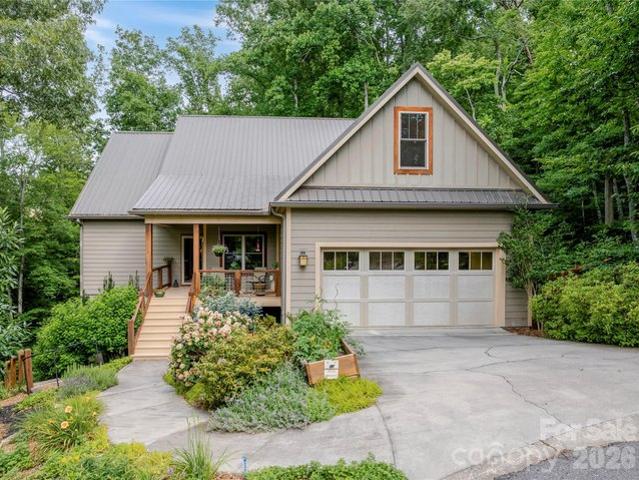 45 Sunset Dr, Swannanoa, NC 28778
