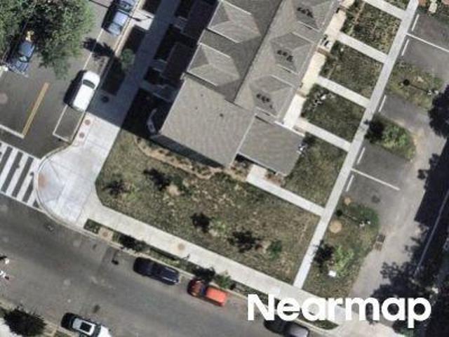 45th St NE